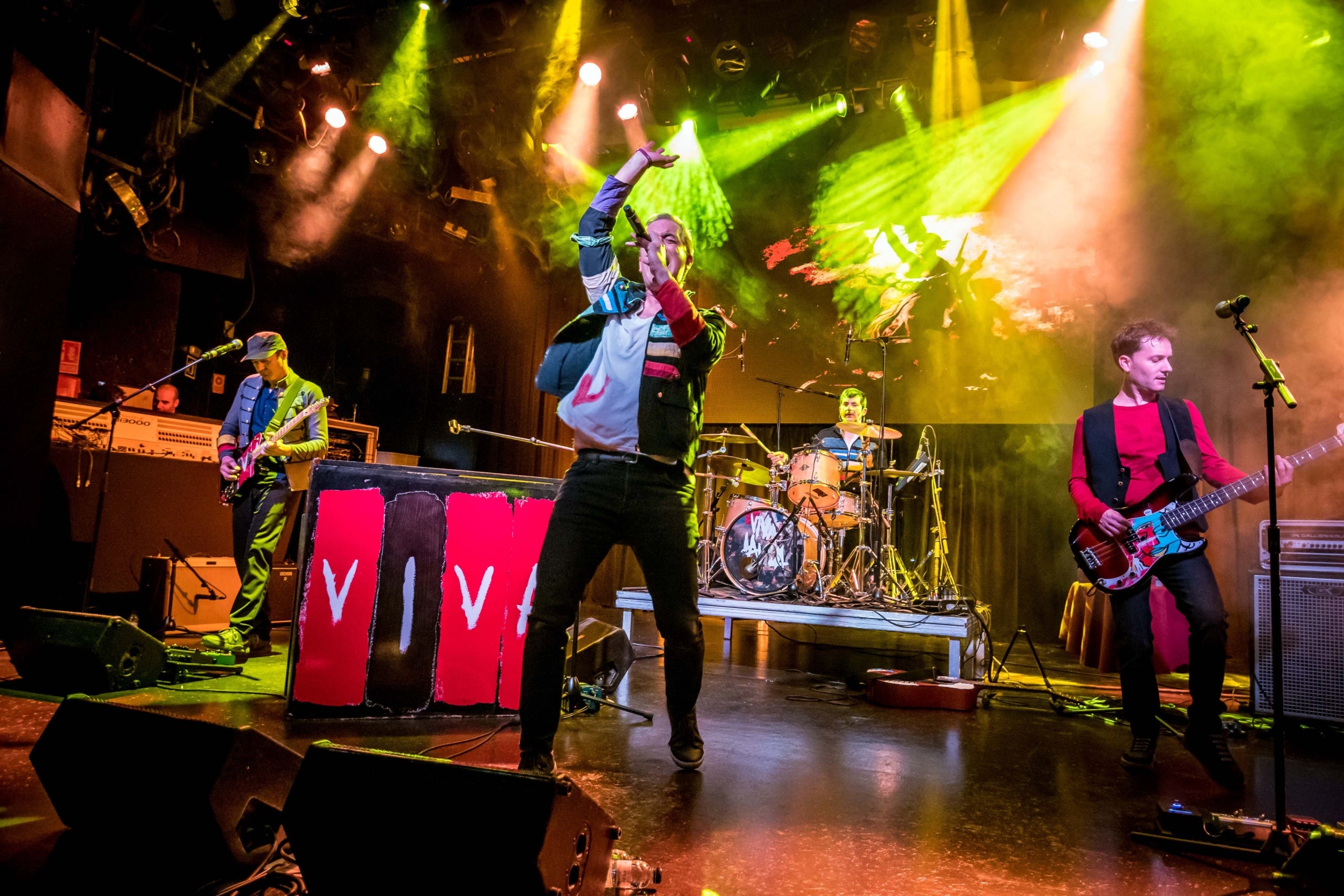 Tributo a Coldplay en LaFACT Cultural de Terrassa