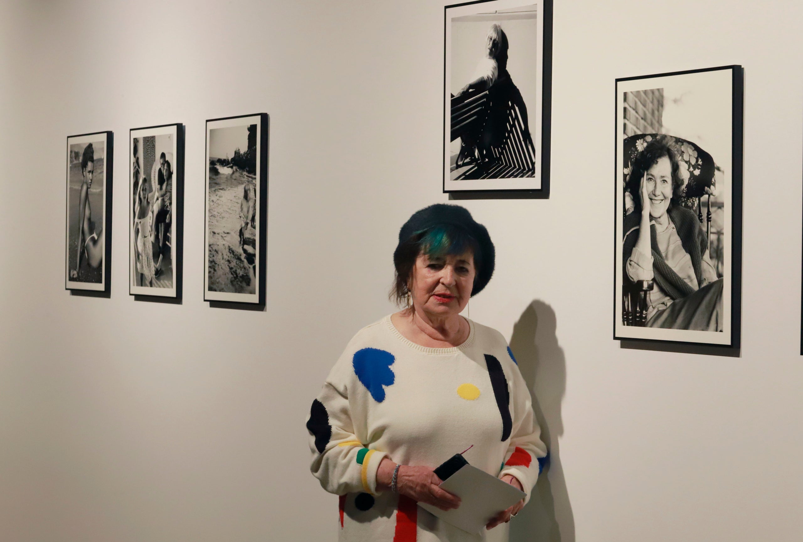 FOTOGALERIA | La fotoperiodista Montse Santamaria inaugura “Emocions”