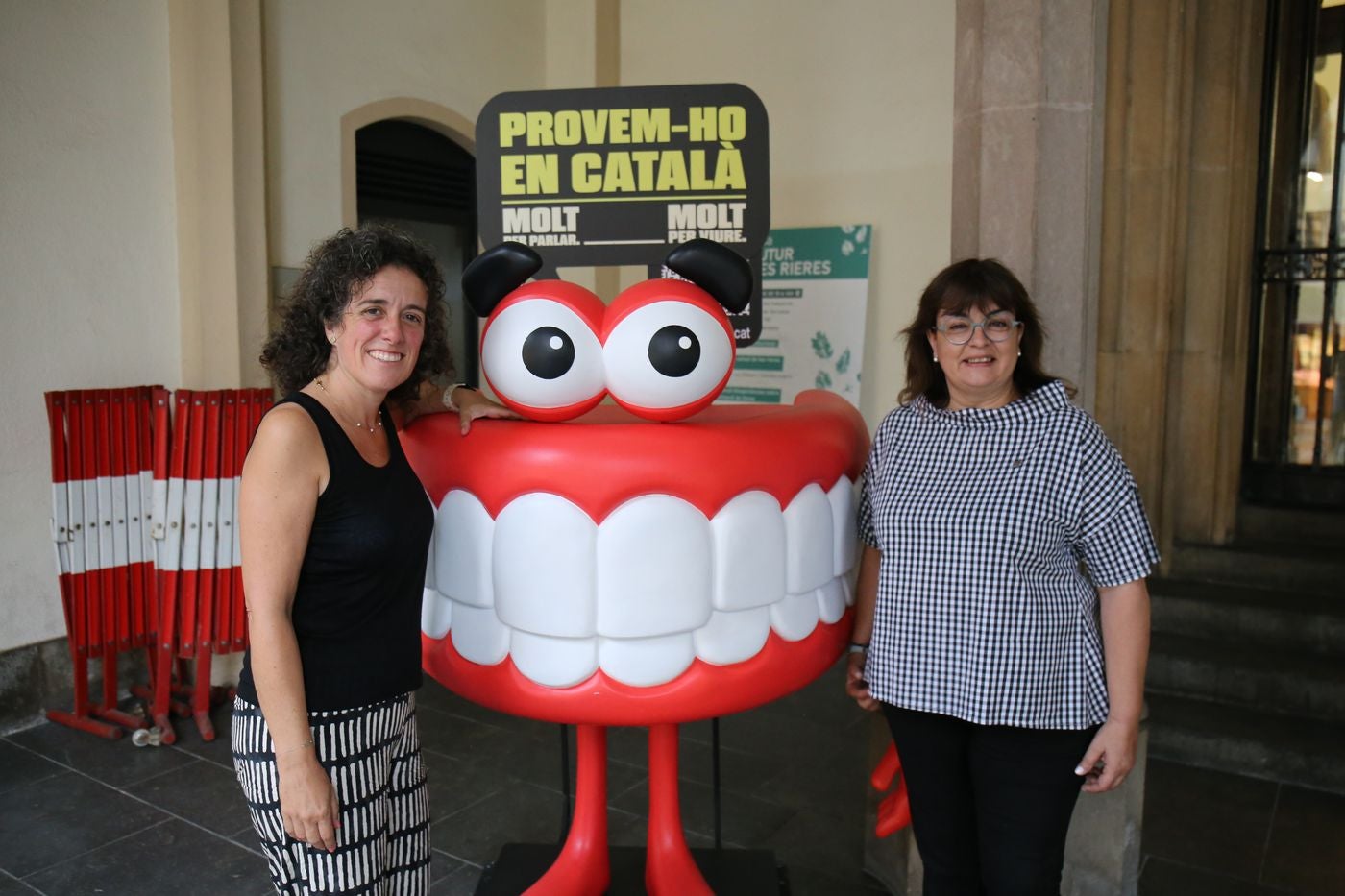 La Queta torna a Terrassa per promoure l’ús del català